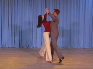 Learn to Dance the American Style Waltz with BallroomDancers.com!