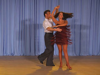 Learn to Dance the Salsa with BallroomDancers.com!
